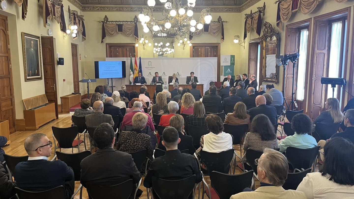 El virgitano Juan Manuel Martín Robles ingresa en la Academia Andaluza ...